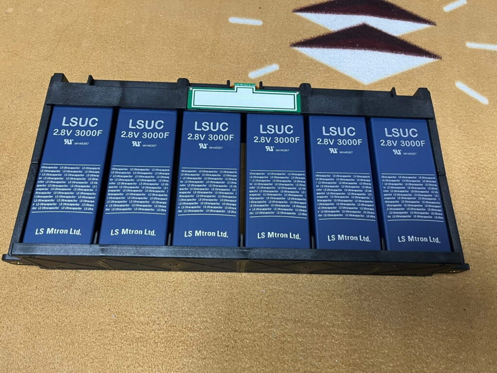 슈퍼 캐패시터 LSUC 2.8V 3000F – 오늘